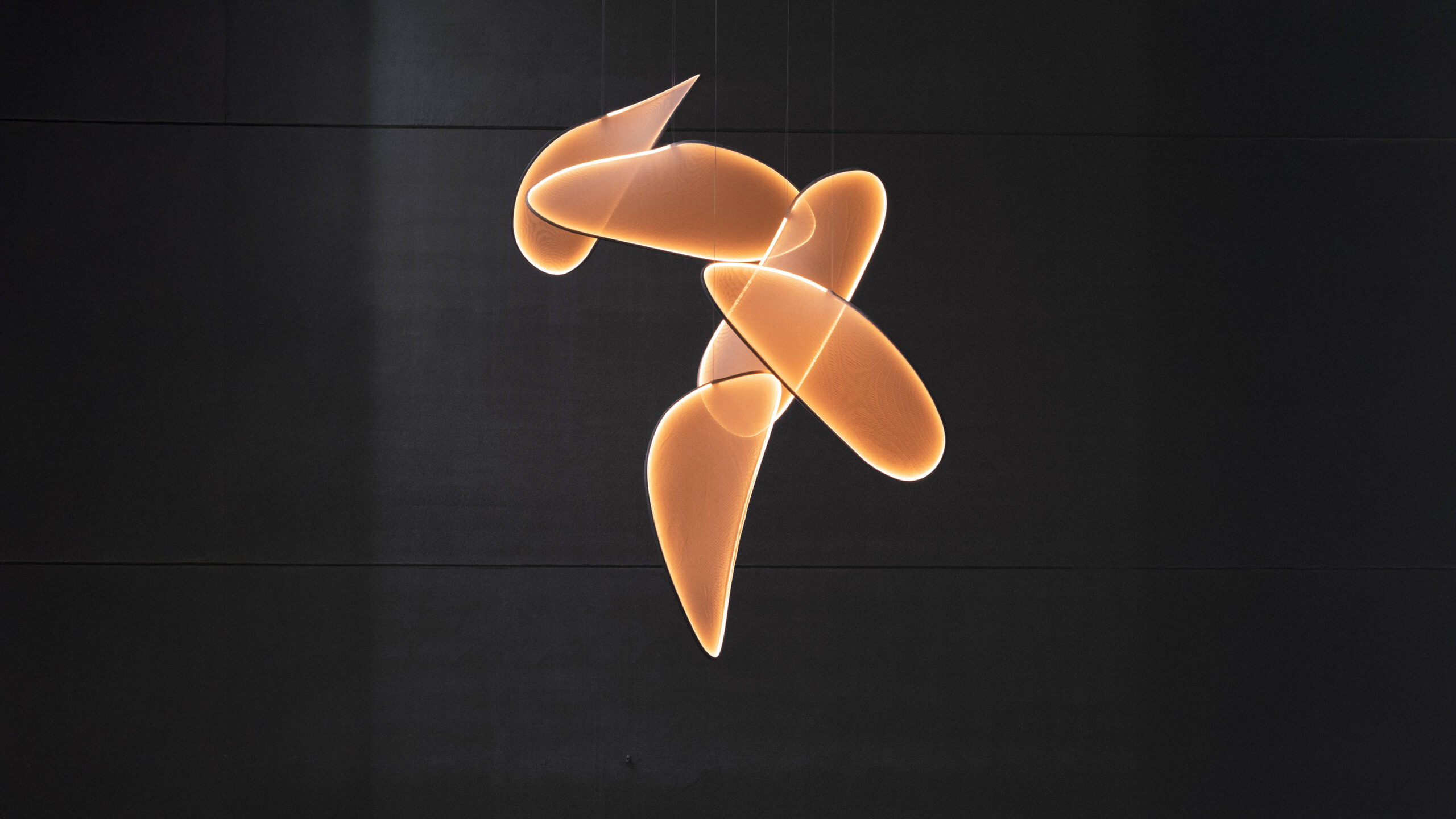 llll.09 | llll light, illusive cast in shape